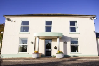 Fair Oak House | Find Accommodation in Exeter, Devon